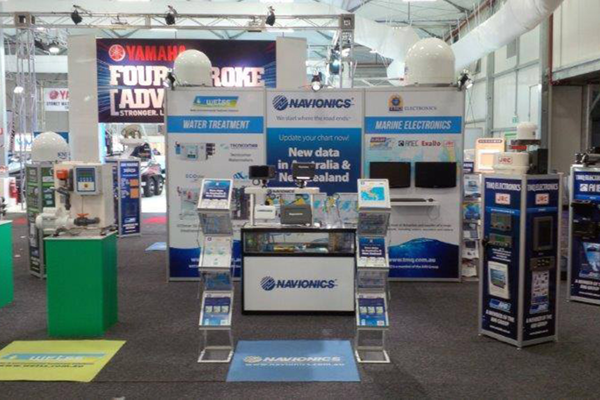 TRADE-SHOW-SIGNAGE-CORFLUTE-PVC-BANNERS-FLOOR-GRAPHICS-STANDS-PLINTH ...